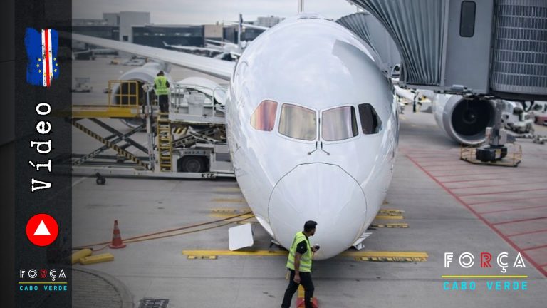 Boeing da Lufthansa colapsa na pista de Frankfurt — imagens ...